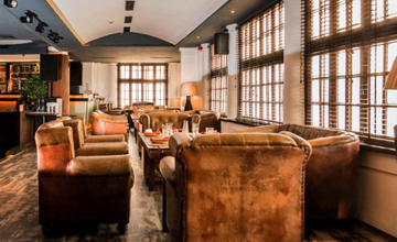 Top 15 Bar And Pubs in Connaught Place, Delhi | VenueMonk