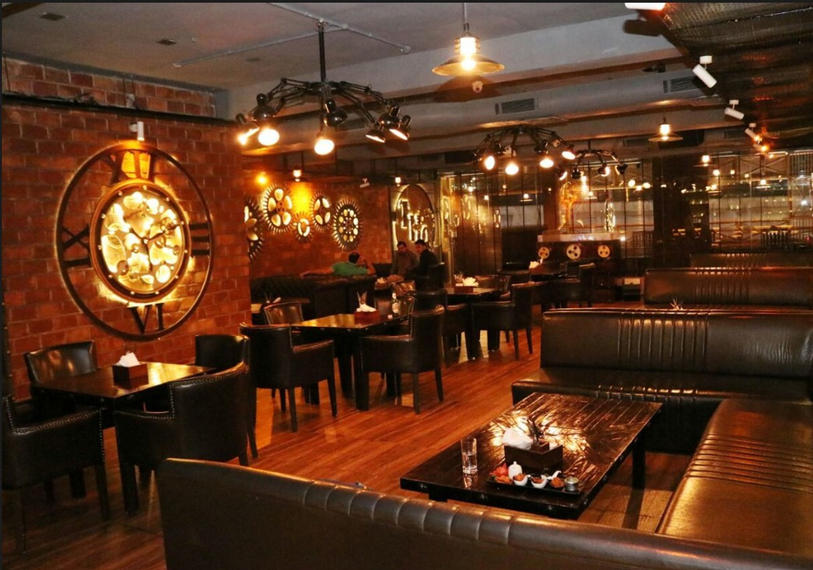 Headquarter in Rajouri Garden, Delhi | Bar and Pub - VenueMonk