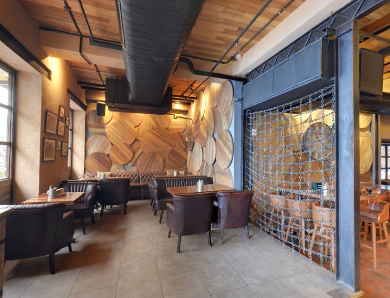 Unplugged Courtyard in Connaught Place, Delhi | Bar and Pub - VenueMonk