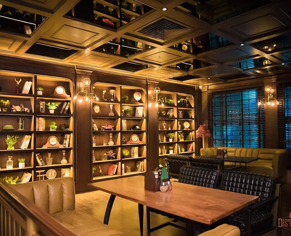 Distillery in Sector 29, Gurgaon | Bar and Pub - VenueMonk