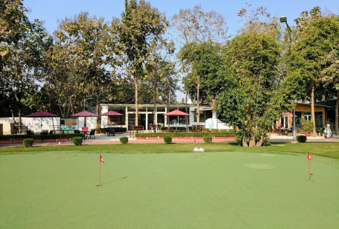 Hamoni Golf Camp in Sector 23, Gurgaon | Farmhouse - VenueMonk