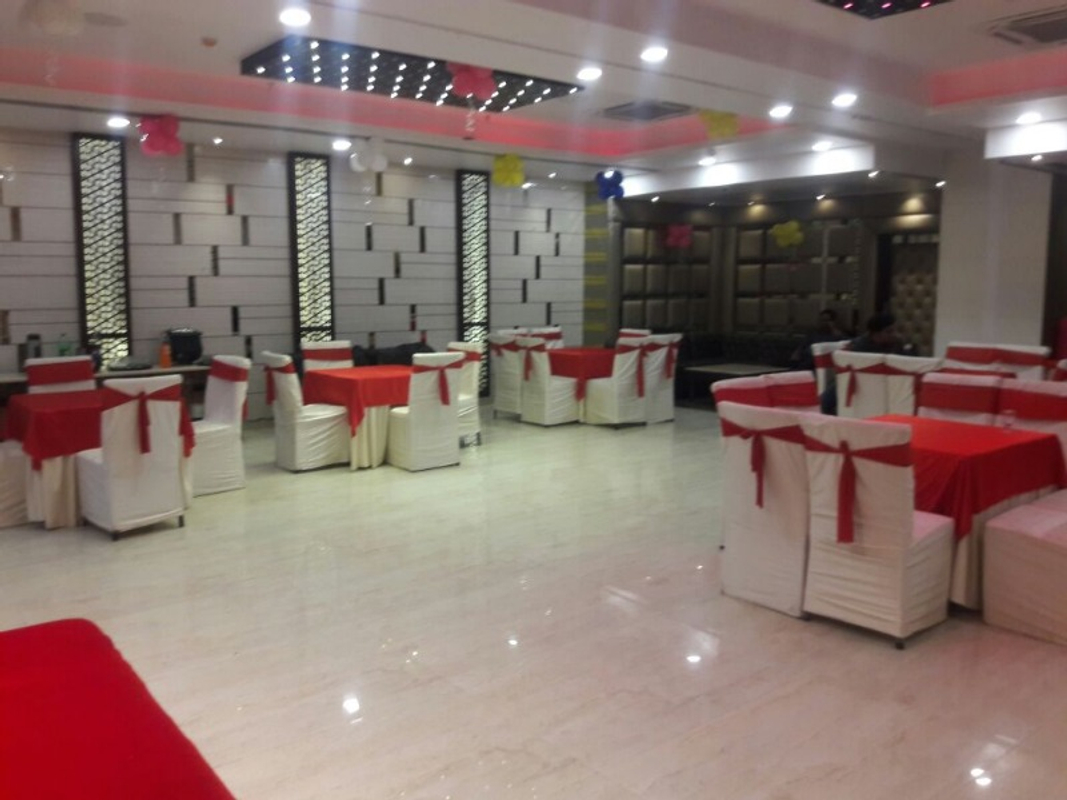 Pind Balluchi in Sohna Road, Gurgaon | Restaurant - VenueMonk