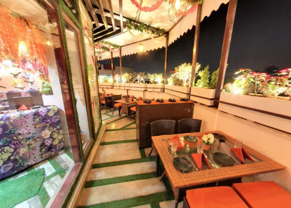Photos / Pictures of The Mellow Garden, Sohna Road, Gurgaon - VenueMonk